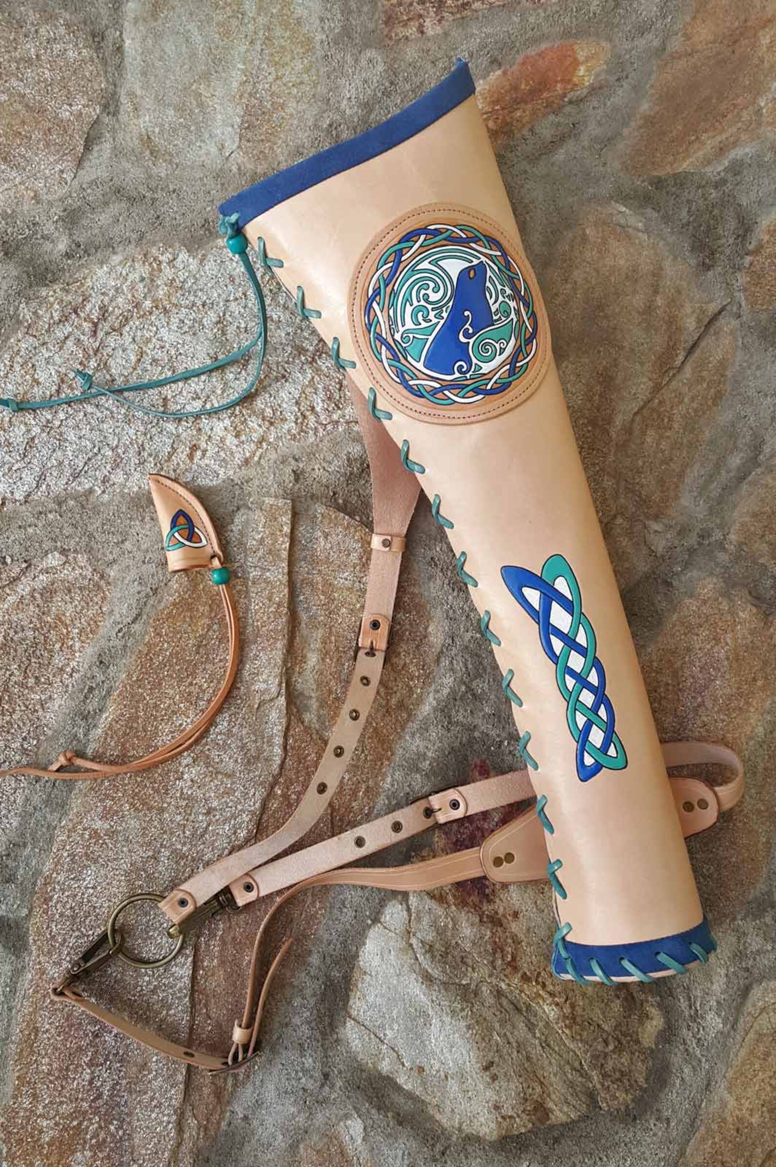 Elfish Style Leather Back Quiver Adjustable With Three Straps | Etsy