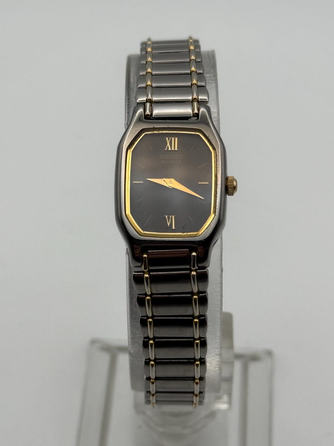 Vintage Seiko Quartz Womens Tank Watch Gun Metal Tone 2P20-5D60 Roman ...