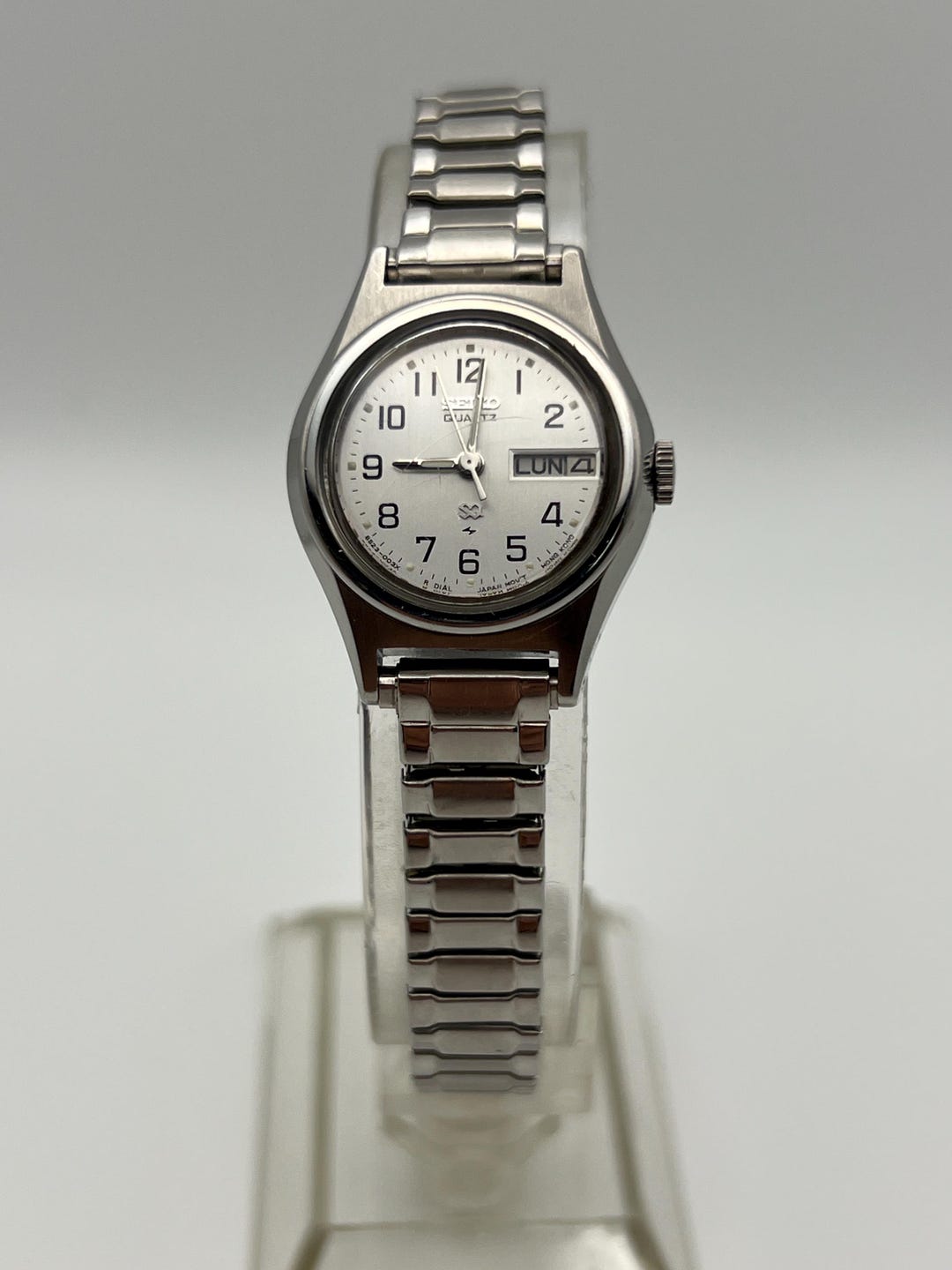 Vintage SEIKO Women's SQ 8523-0039 Silver Tone Day Date Watch - Running ...