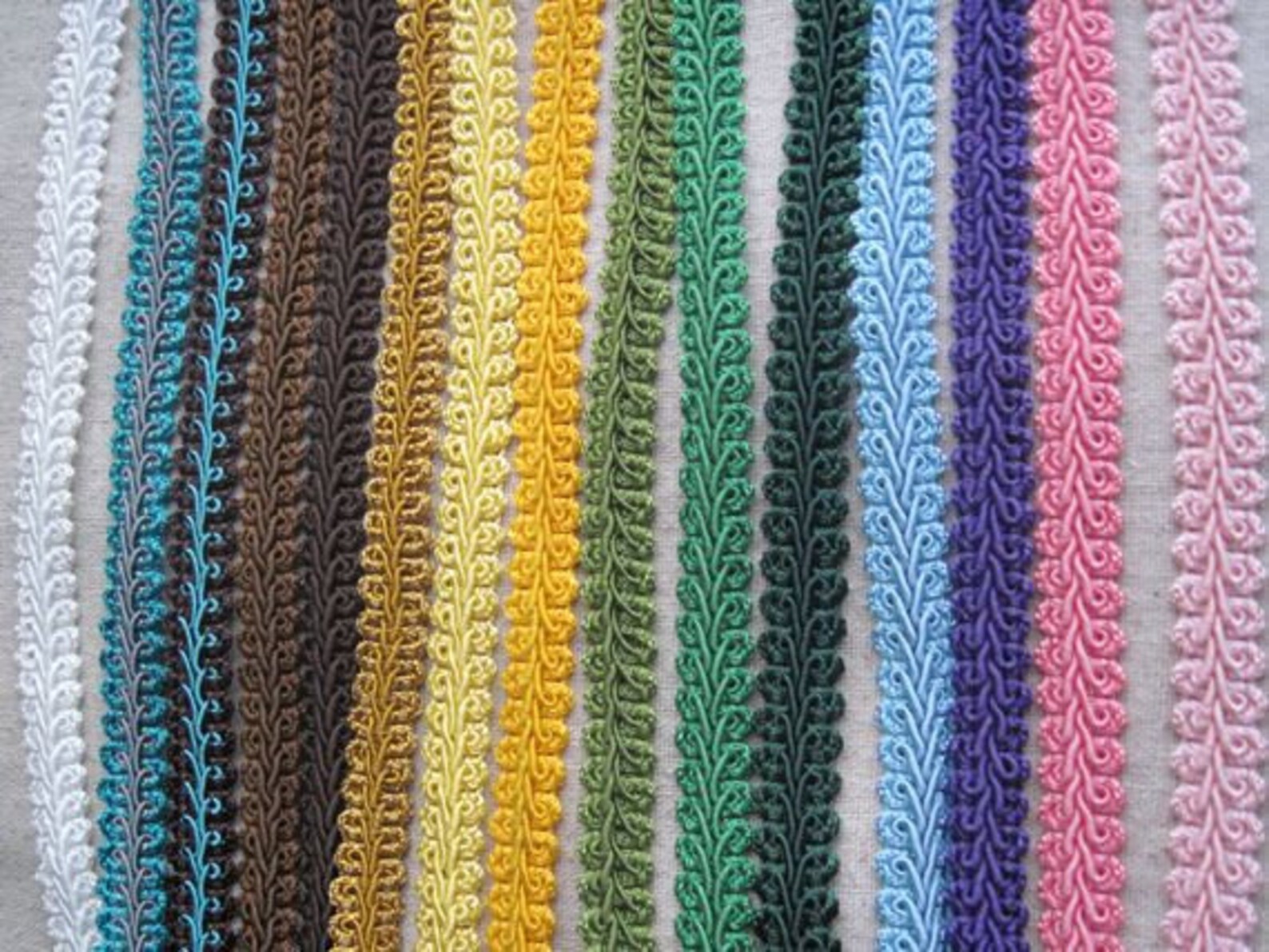 Kelly GREEN Scroll Trim | Etsy