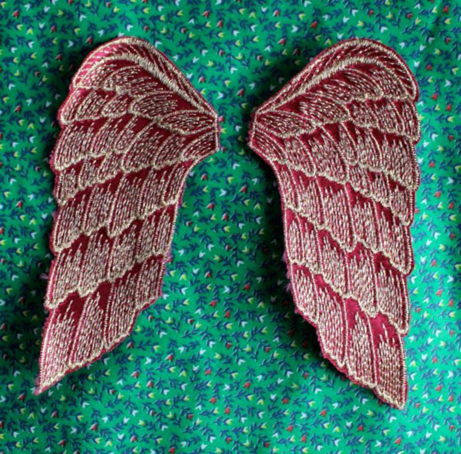 RED and GOLD Wings Sew-on Applique - Etsy