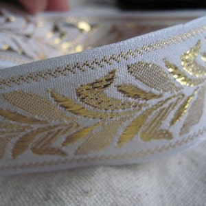 Golden Hearth Wheat Ribbon in GOLD on Natural WHITE - Etsy