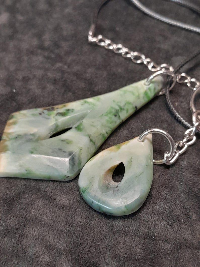Californian Jade Diopside Stone Keychain and Pendant Necklace Set ...