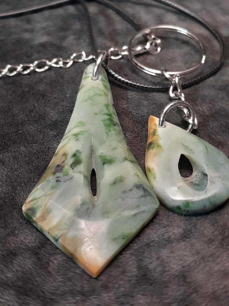 Californian Jade Diopside Stone Keychain and Pendant Necklace Set ...