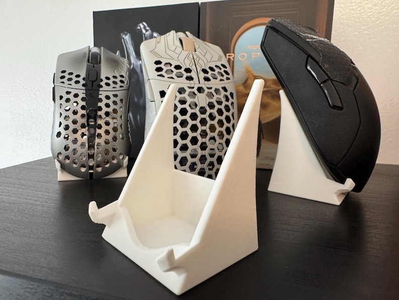 3D Printed Computer Mouse Display Stand With Dongle Storage - Etsy