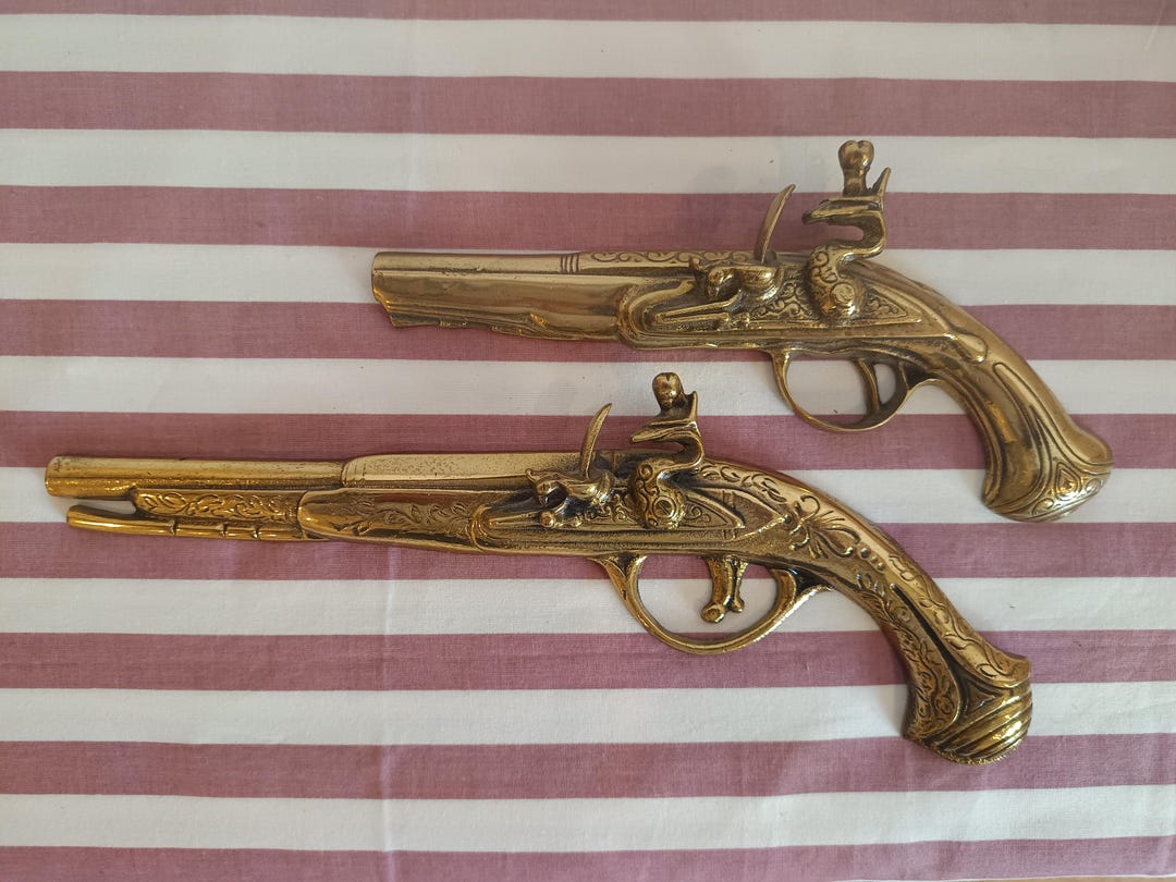 Vintage Old Antique Brass Guns Pair Wall Hung Pistols Decorative ...