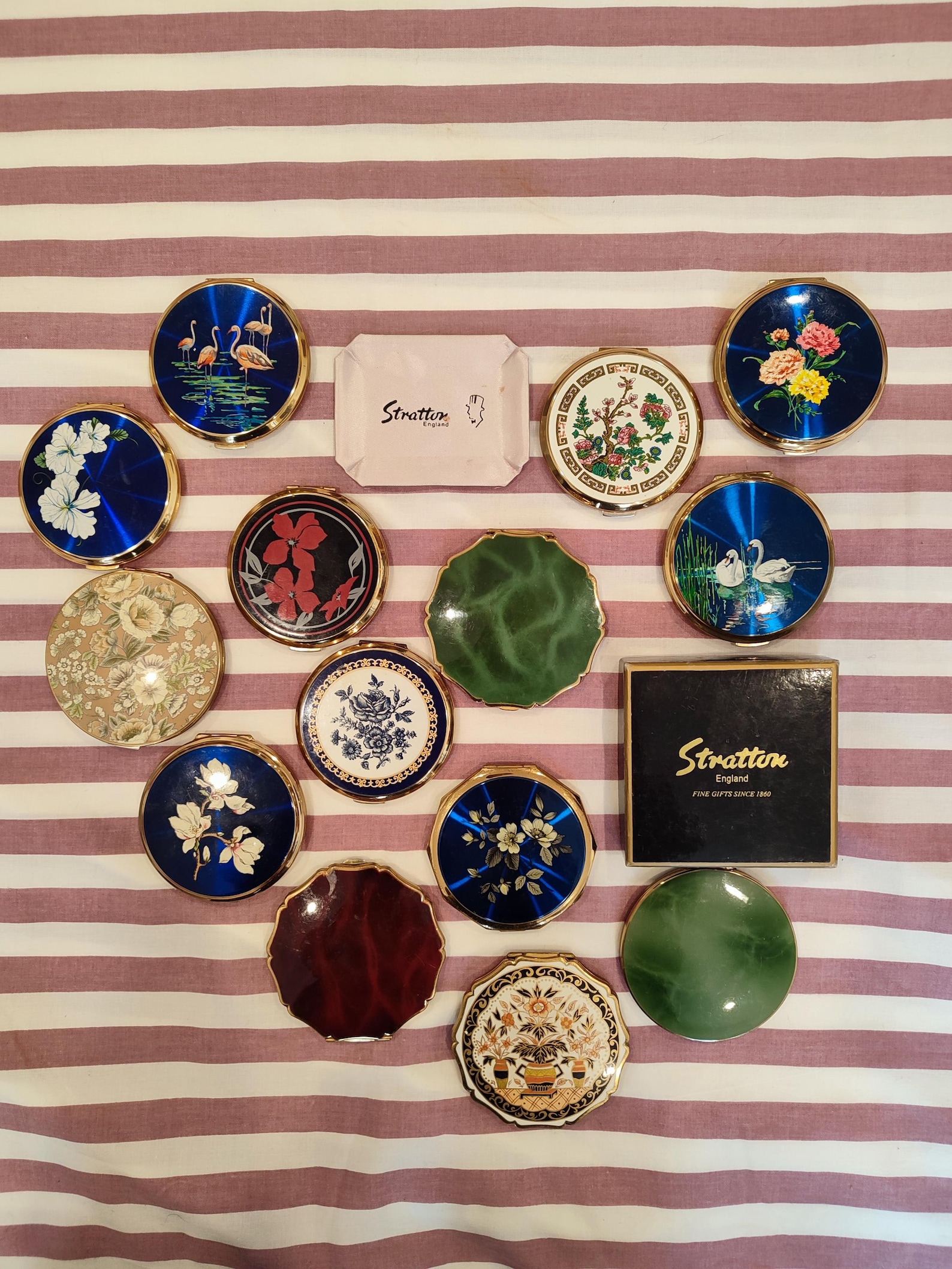 Vintage Stratton Compacts – Choose Your Favourite – 1950s–1970s ...
