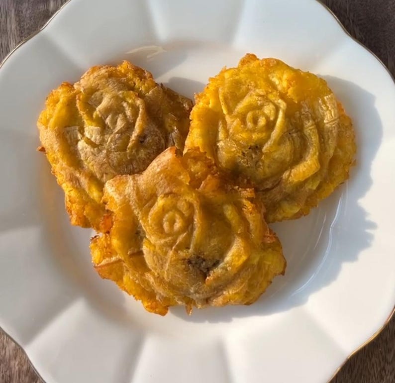 La Rosetonera De La Flanatica Wooden Plantain Smasher With Engraved ...