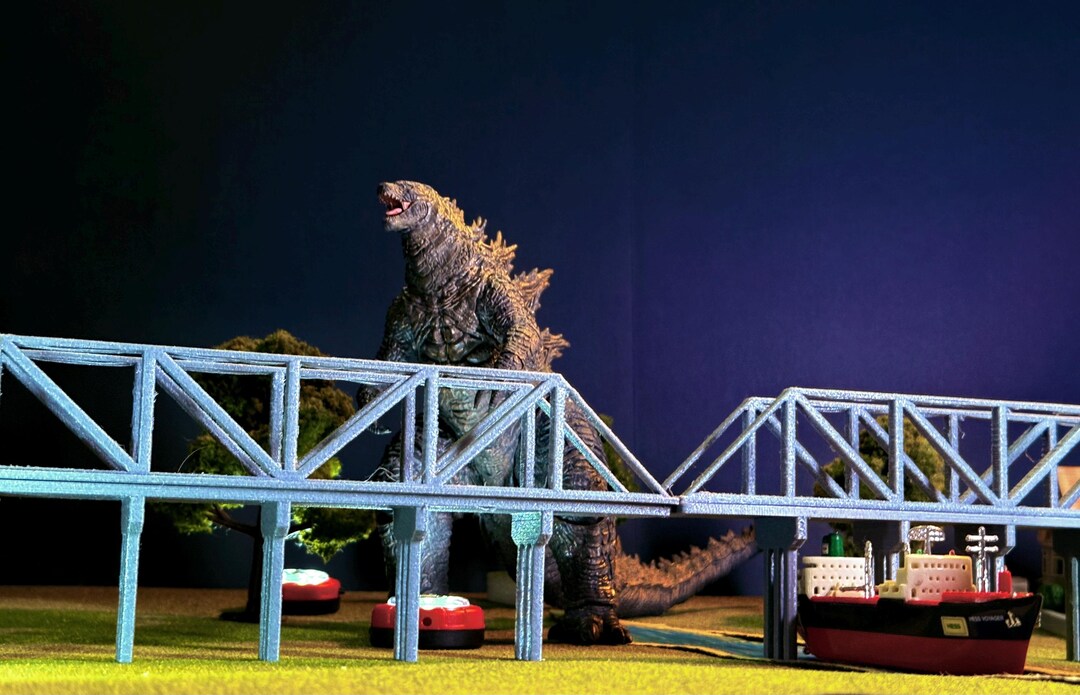 N - Scale Steel Truss Bridges Godzilla Kaiju Set of 2 - 9.5” by 3.5 ...