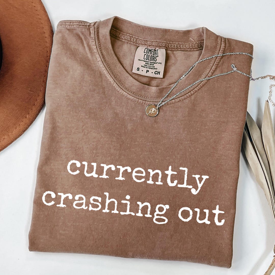 Currently Crashing Out SVG PNG, Crash Out Retro Quote PNG, Sassy ...