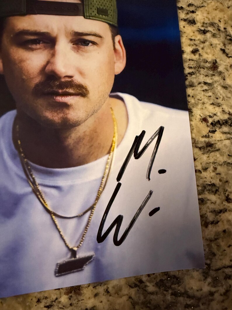 Morgan Wallen Signed 8x10 Photo Authentic Autograph W/coa - Etsy