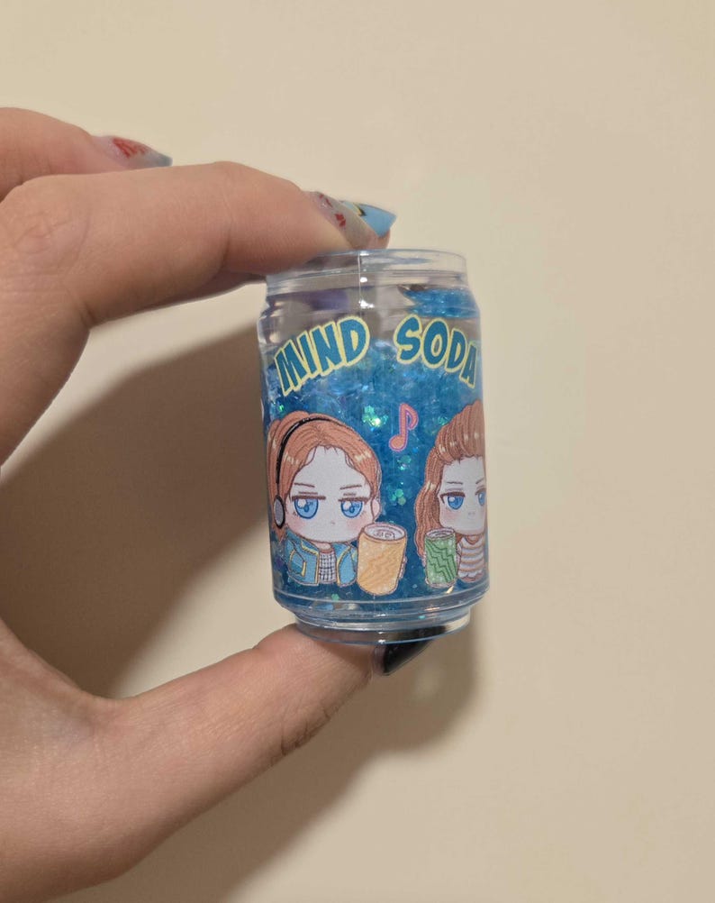 Stranger Things Max Mayfield Soda Keychain - Etsy