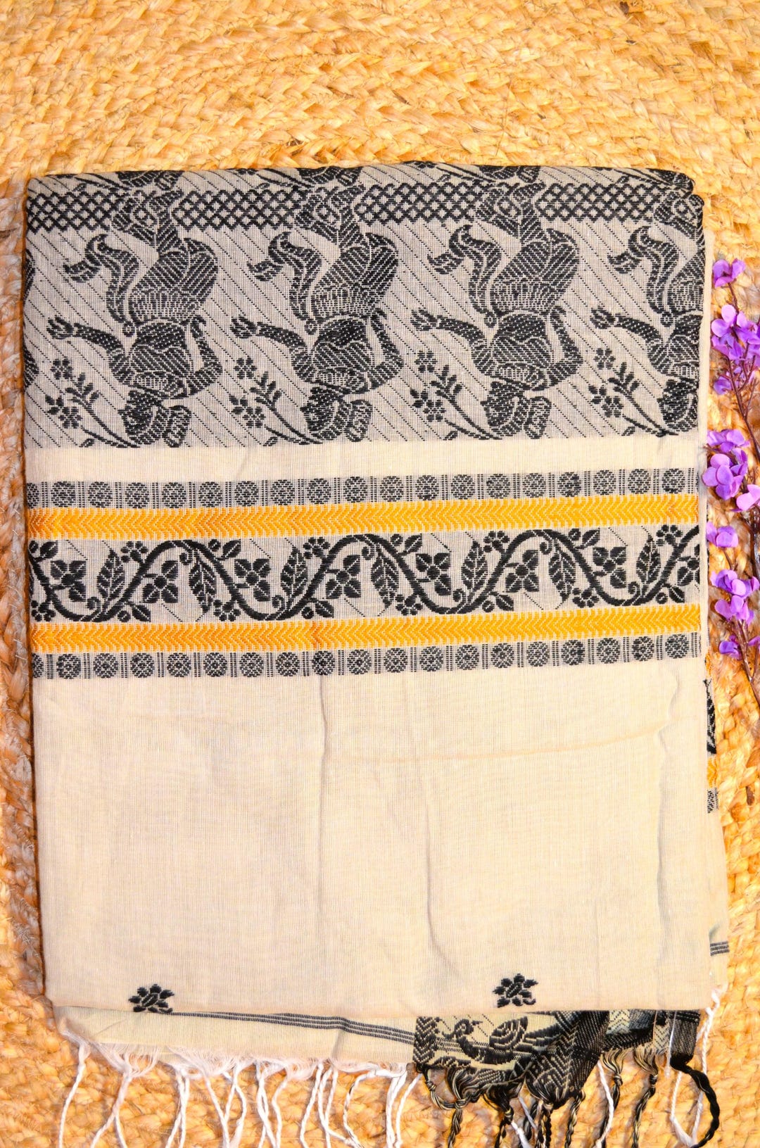 Beige Mul Cotton Bengal Muslin Baluchari Handloom Saree, Dhakai Jamdani ...