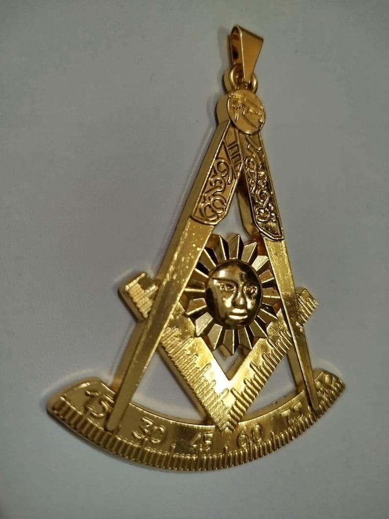 Past Master Masonic Collar Jewel – Square & Compass – Gold Plated 3 ...