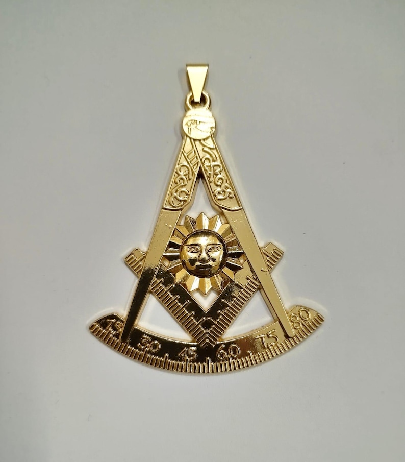 Past Master Masonic Collar Jewel – Square & Compass – Gold Plated 3 ...