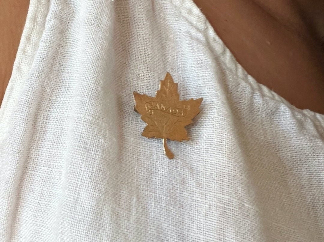 Vintage Canada Maple Leaf Small Petite Pendant Pin, Gold, Small Pin ...