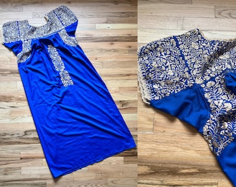 70s Vintage Oaxacan Long Sleeves Maxi Dress, Mexican Dress With Floral Embroidery, Mexican Green ...