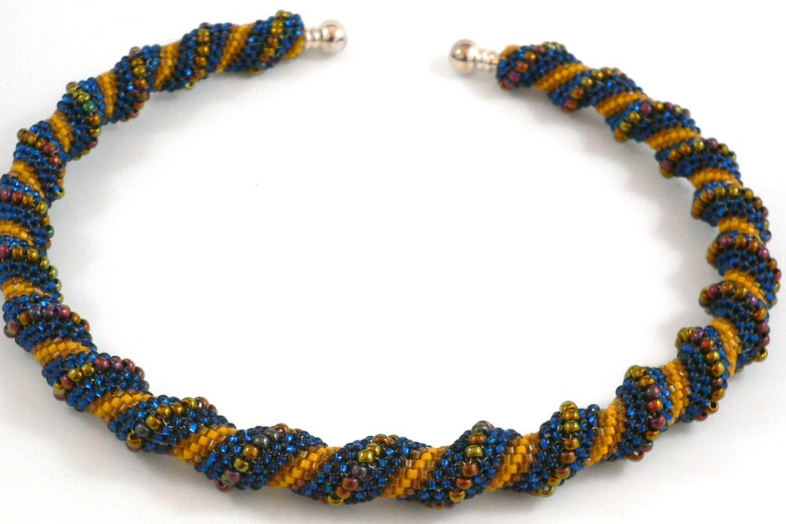 Peyote Spiral Weave Instructions and Tutorial for Necklace or Bracelet ...