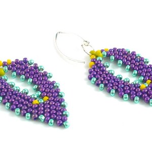 Russian Leaves Peyote Beadweaving Stitch Variation Tutorial ...