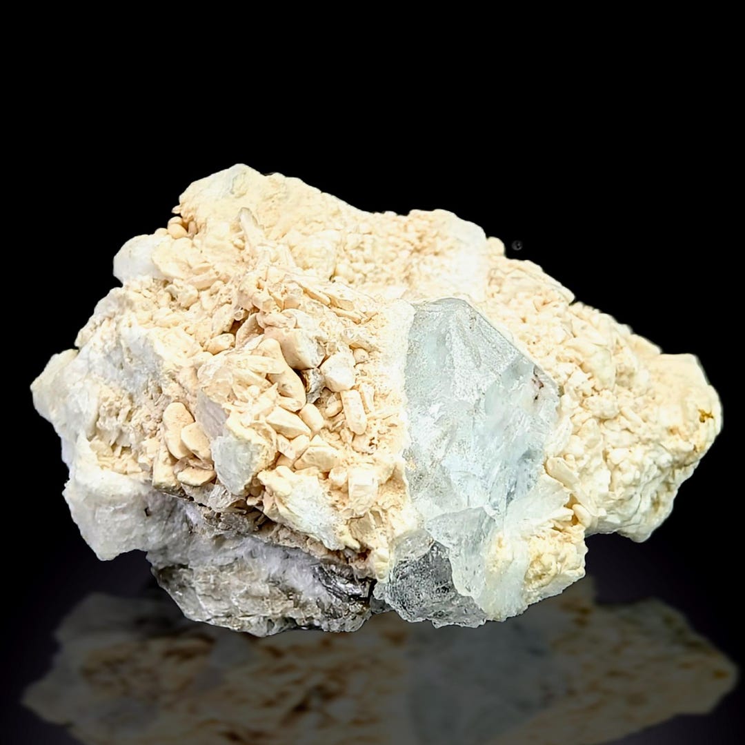 Natural Goshenite Crystal Combined With Albite and Muscovite, Pakistan ...