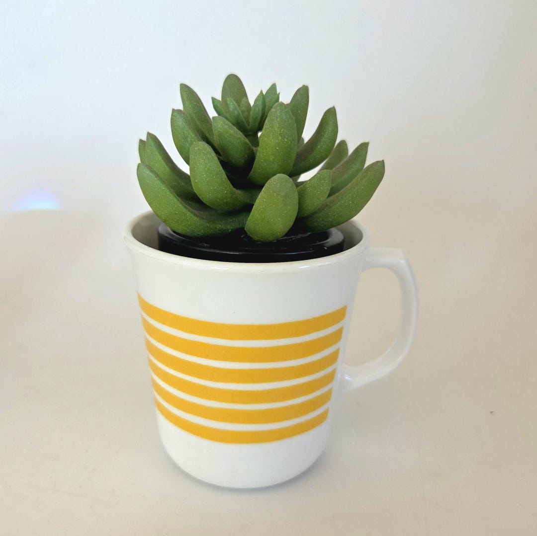 Corning Yellow Rainbow Vintahe Corelle Mugs Retro Kitchen Farmhouse ...