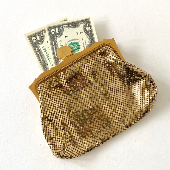1950s Whiting & Davis Gold Mesh Clutch Coin Purse Bag… - Gem