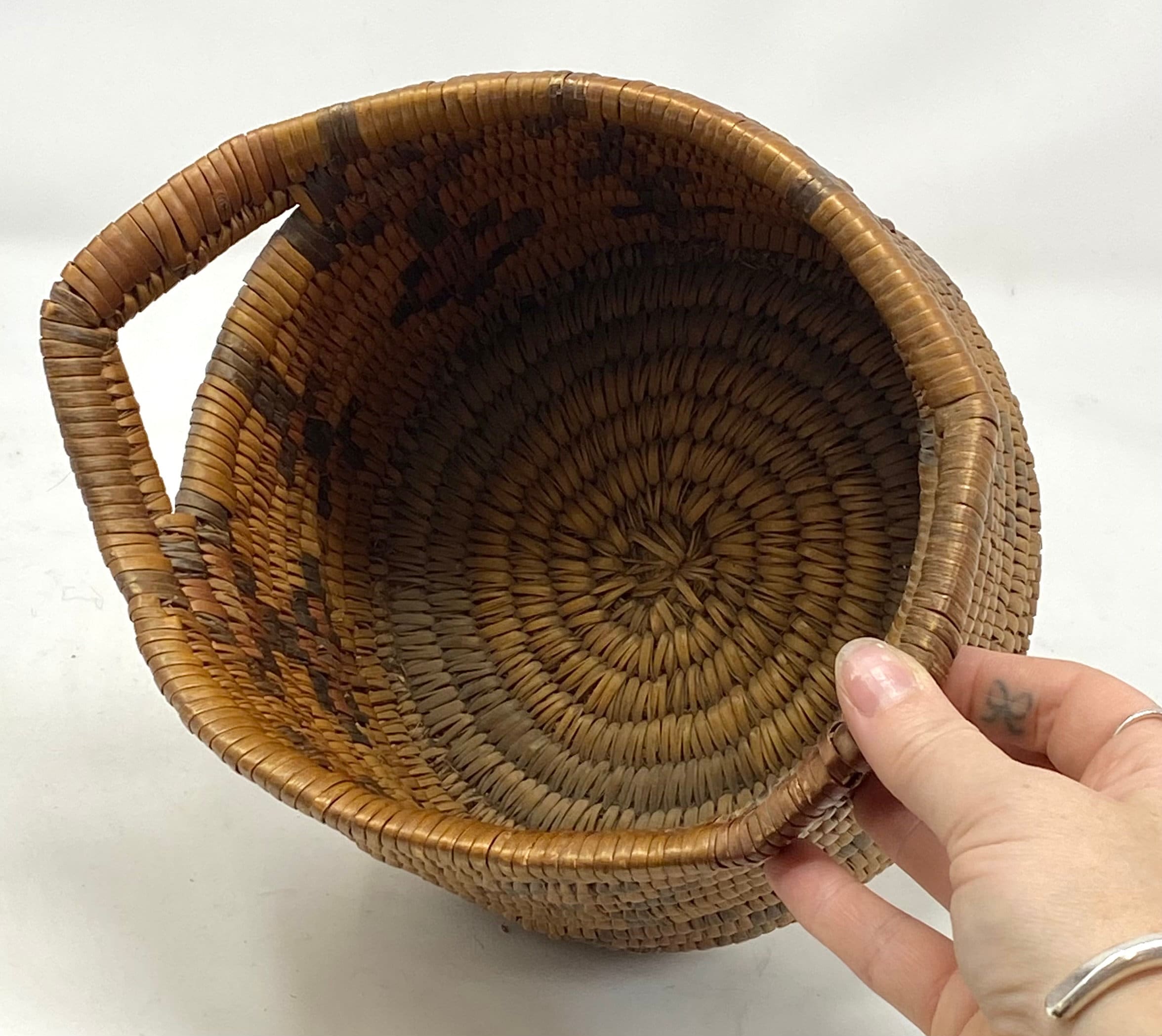 Squat Tribal Woven Grass Basket Antique Indian Native American - Etsy