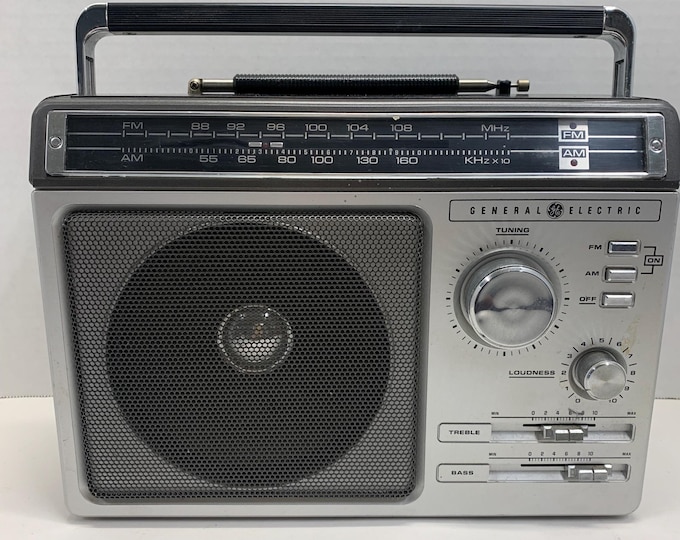 Vintage General Electric Portable Am/fm Radio Tested and Works ...