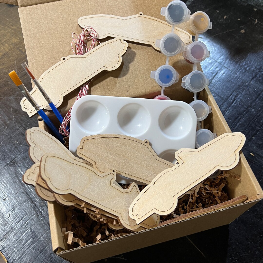 8 Classic Cars Paint Your Own DIY Ornament Ready to Make Craft Kit W ...