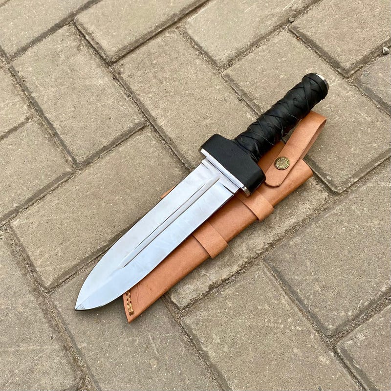 Thorfinn Dagger - Etsy
