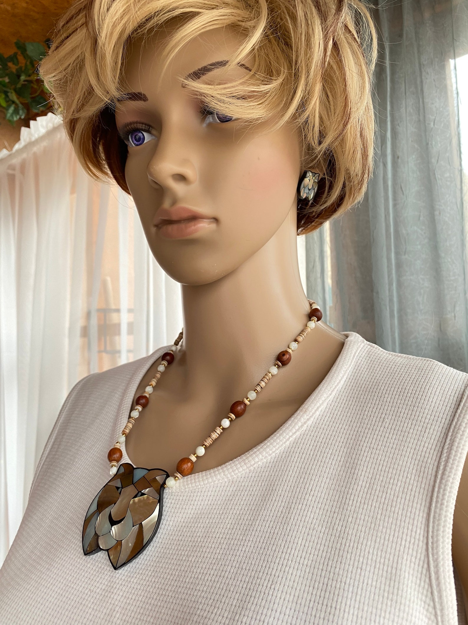 Vintage Lee Sands Animal Jewelry Set Mother of Pearl Shell Inlay Lion ...