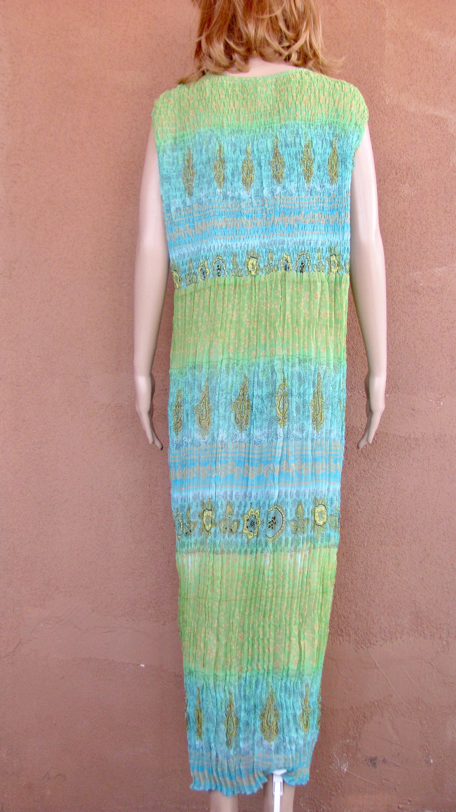 VINTAGE 90's - Maxi Sleeveless Summer Dress - Smocks and Pleats - Green ...