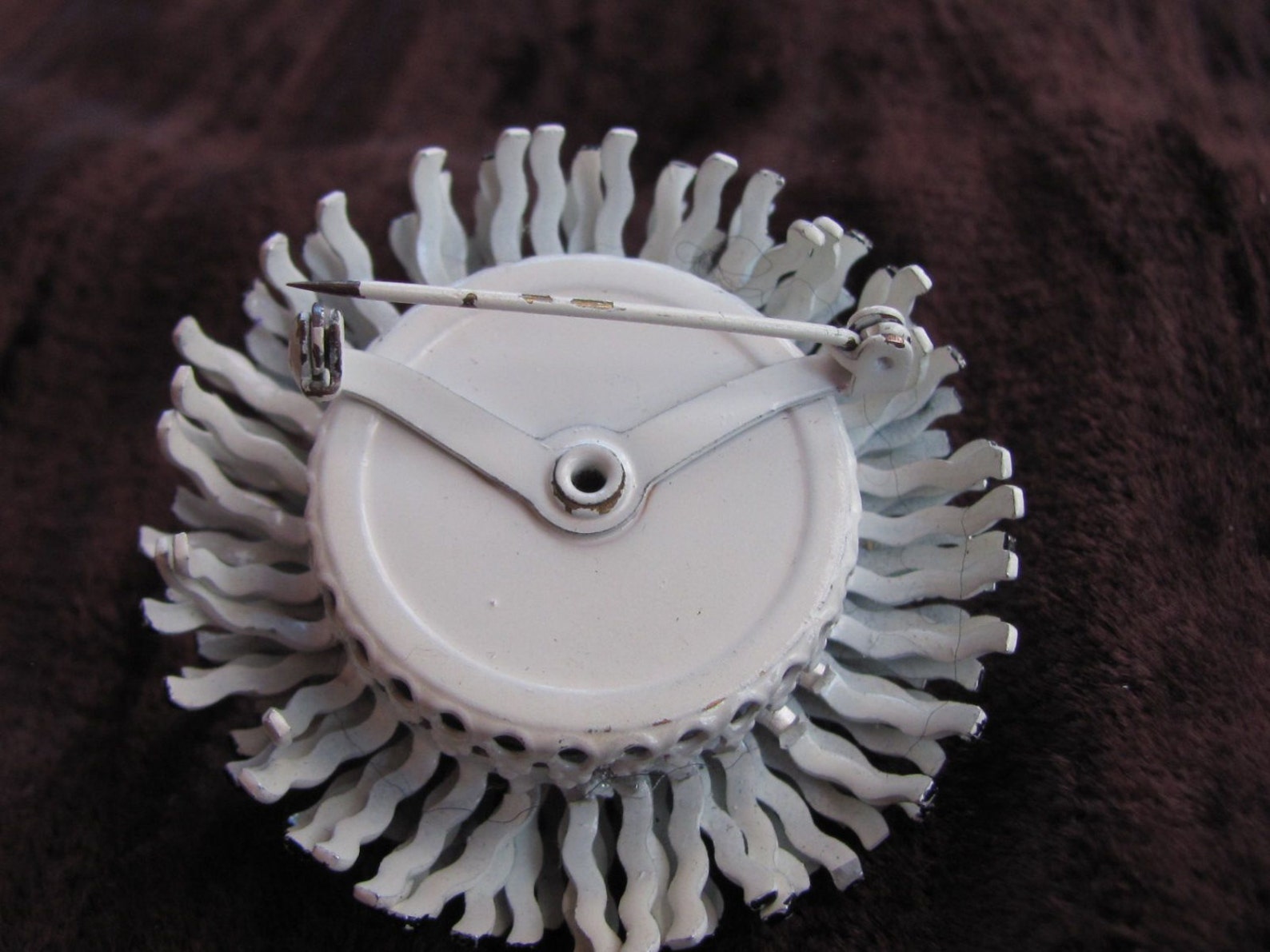 Vintage 60s Multi Dimensional White Metal Pin With Yellow | Etsy