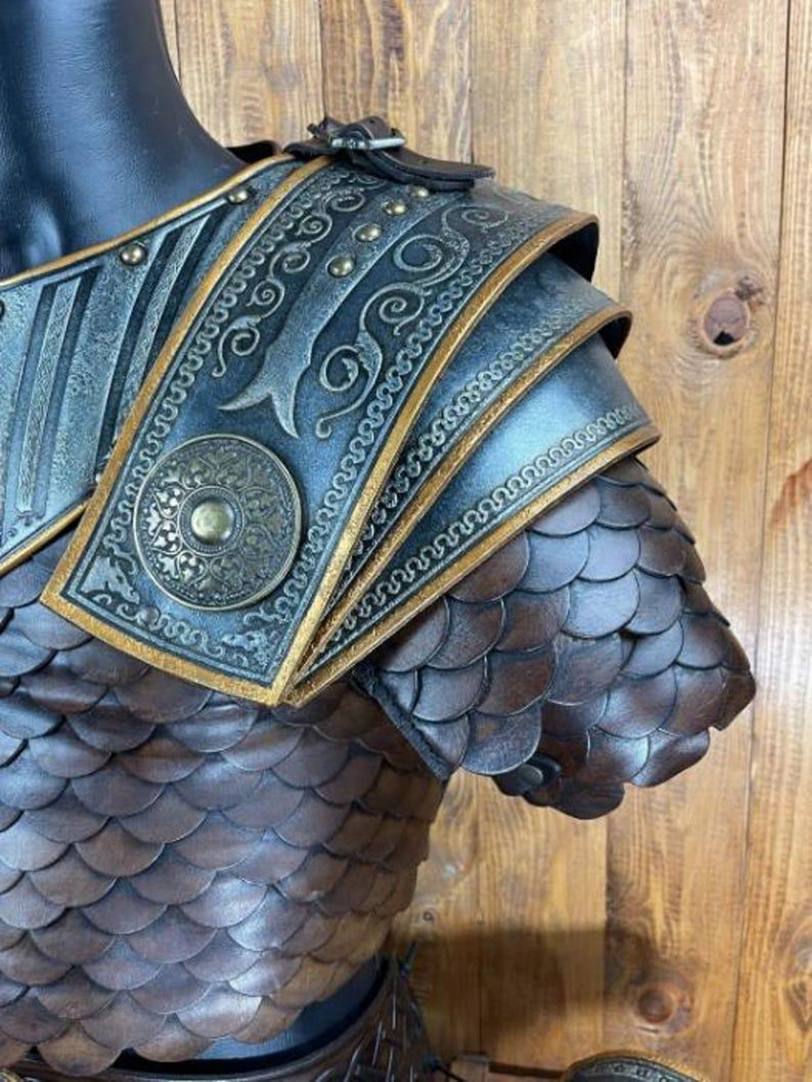 Handcrafted Horseman Scale Armor Set – Custom Leather Warrior Armor for ...