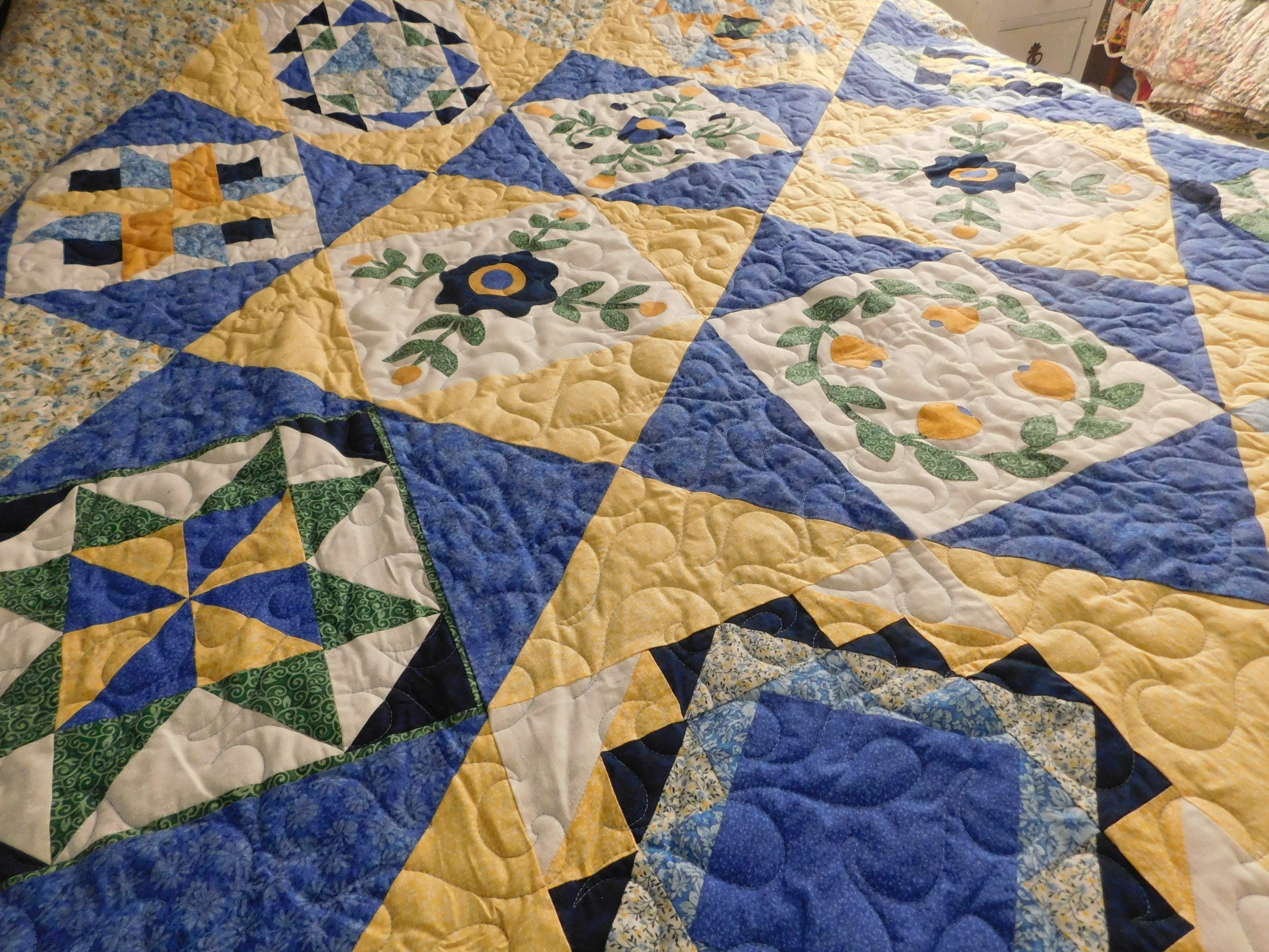 Queen Size Blue Century Quilt, Green, Yellow, Applique, Queen, Hand ...