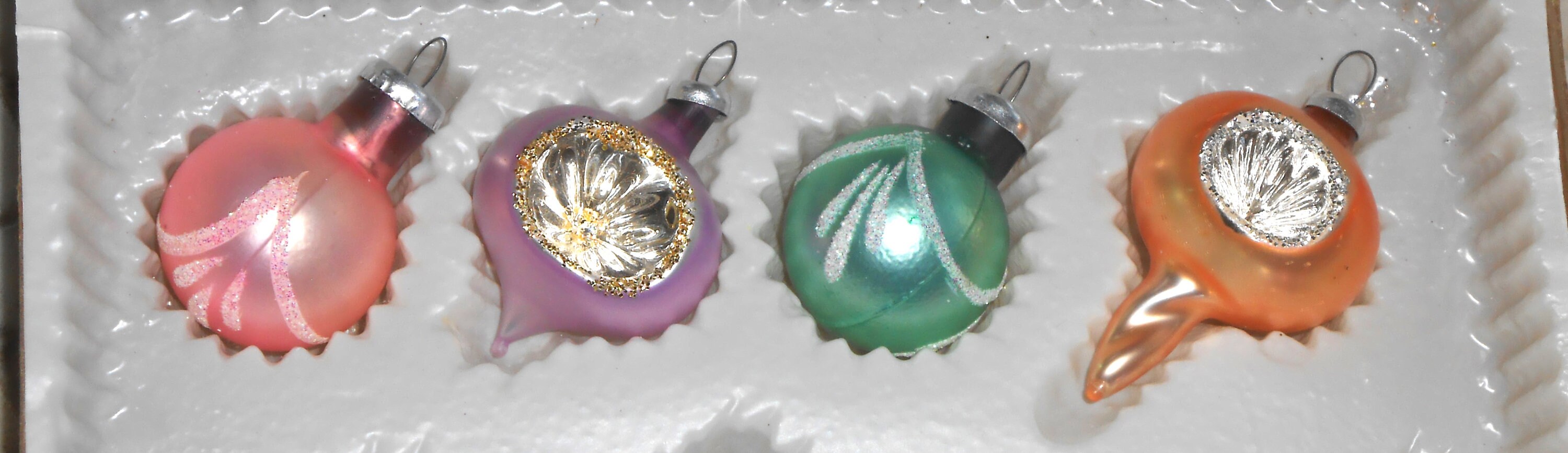 Vintage Set of 12 Mercury Glass Indent & Flocked Ornaments by Indulampa ...