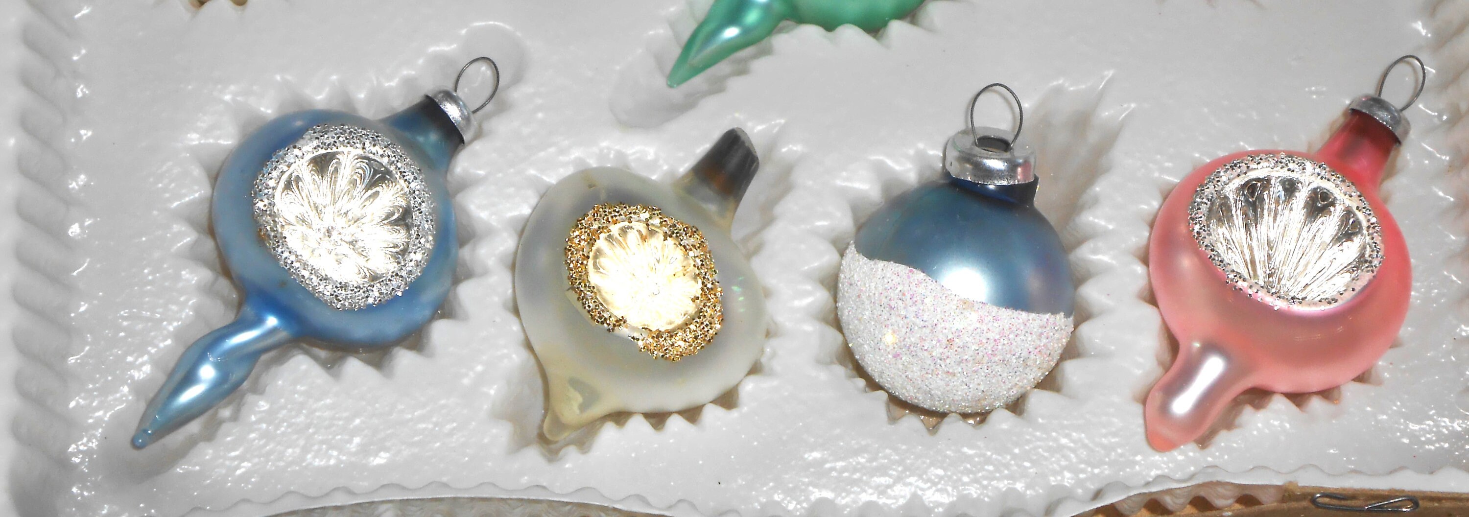 Vintage Set of 12 Mercury Glass Indent & Flocked Ornaments by Indulampa ...