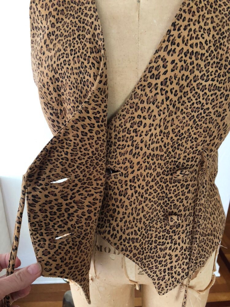 Cheetah Print Ultra Suede Double Breasted Tie at Side Vintage VAKKO ...