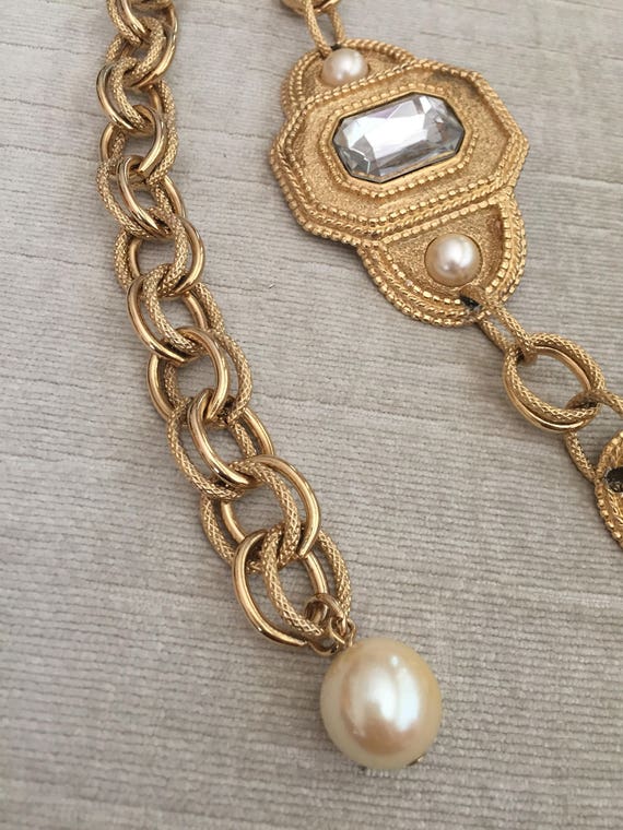 Cast Gold Metal Medallion Vintage ACCESSOCRAFT Bevele… - Gem