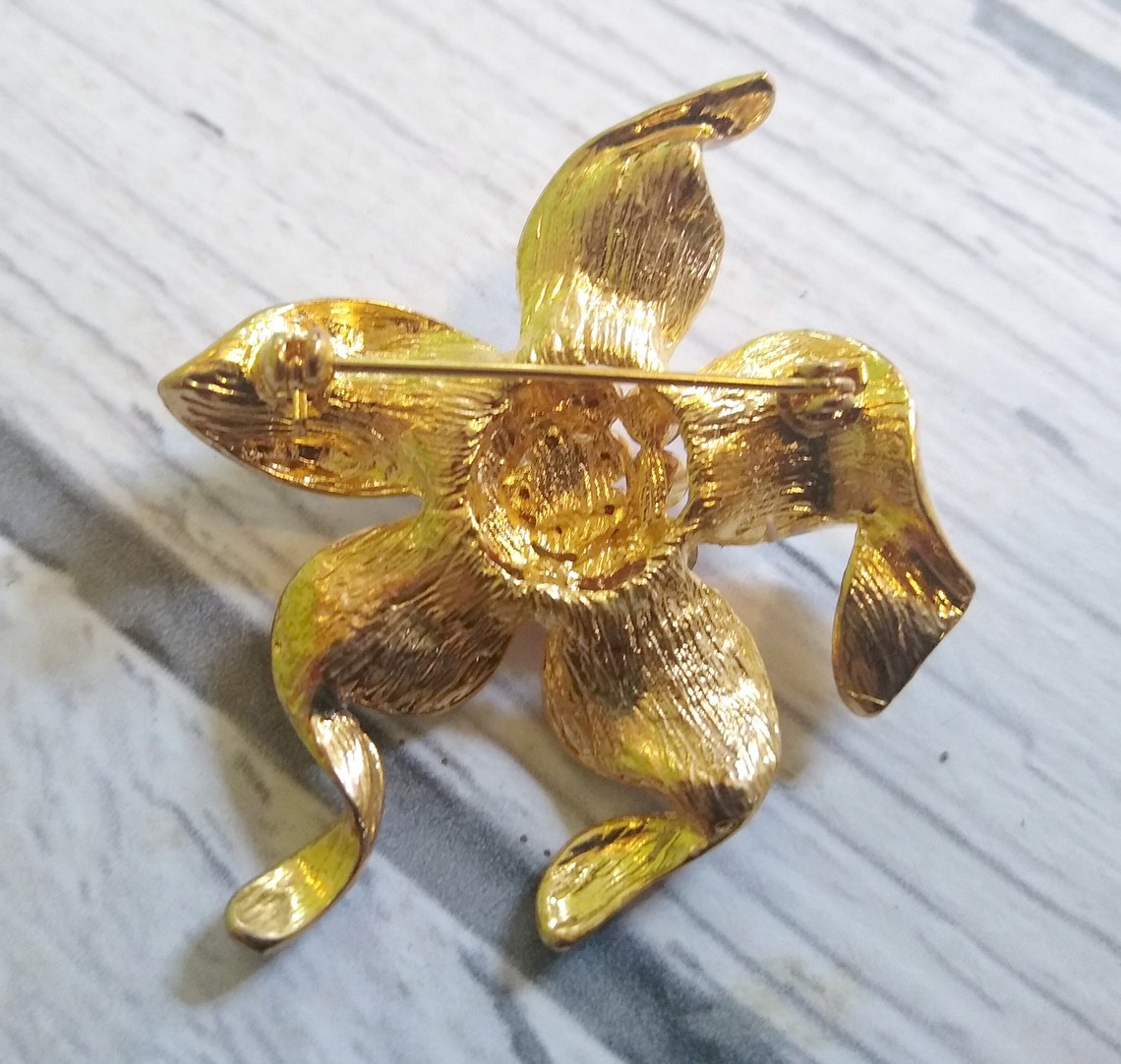 Vintage flor pin tropical blanco rosa flor flor rosa Rhinestone broche ...