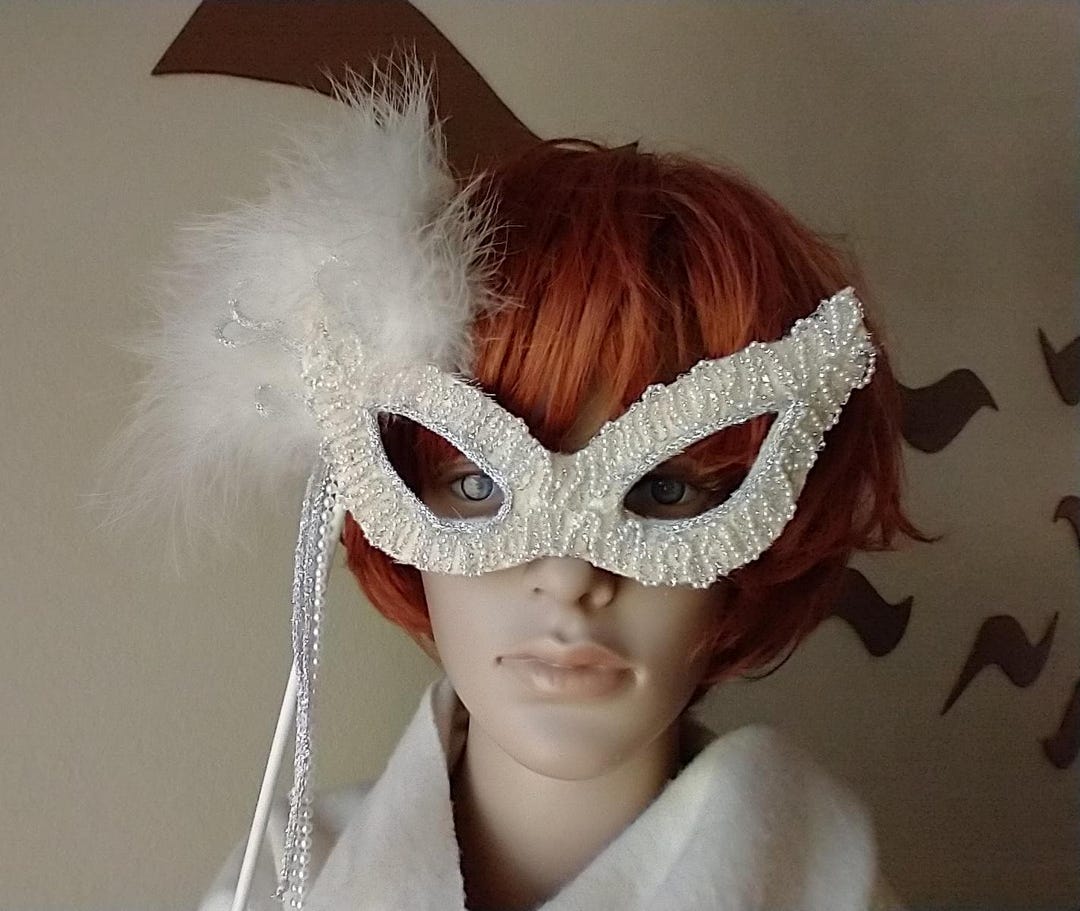 Beaded Masquerade Mask – White Feather Venetian Style Mask With Pearls ...