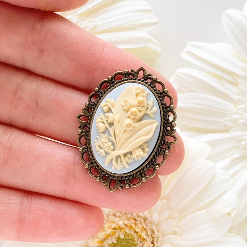 Flower Cameo Brooch - Etsy