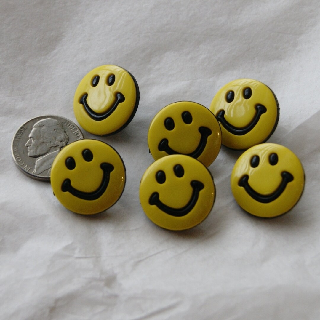 6 Smiley Face Buttons, Yellow Buttons, 13/16 YY 13 - Etsy