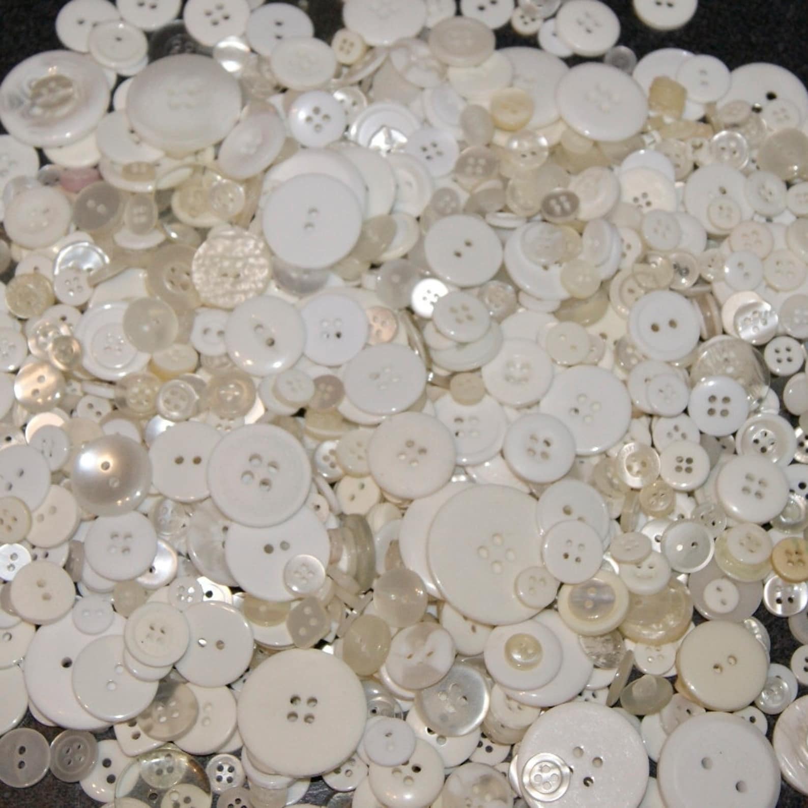 50 Buttons Shades of White and Pearl White Button Mix - Etsy