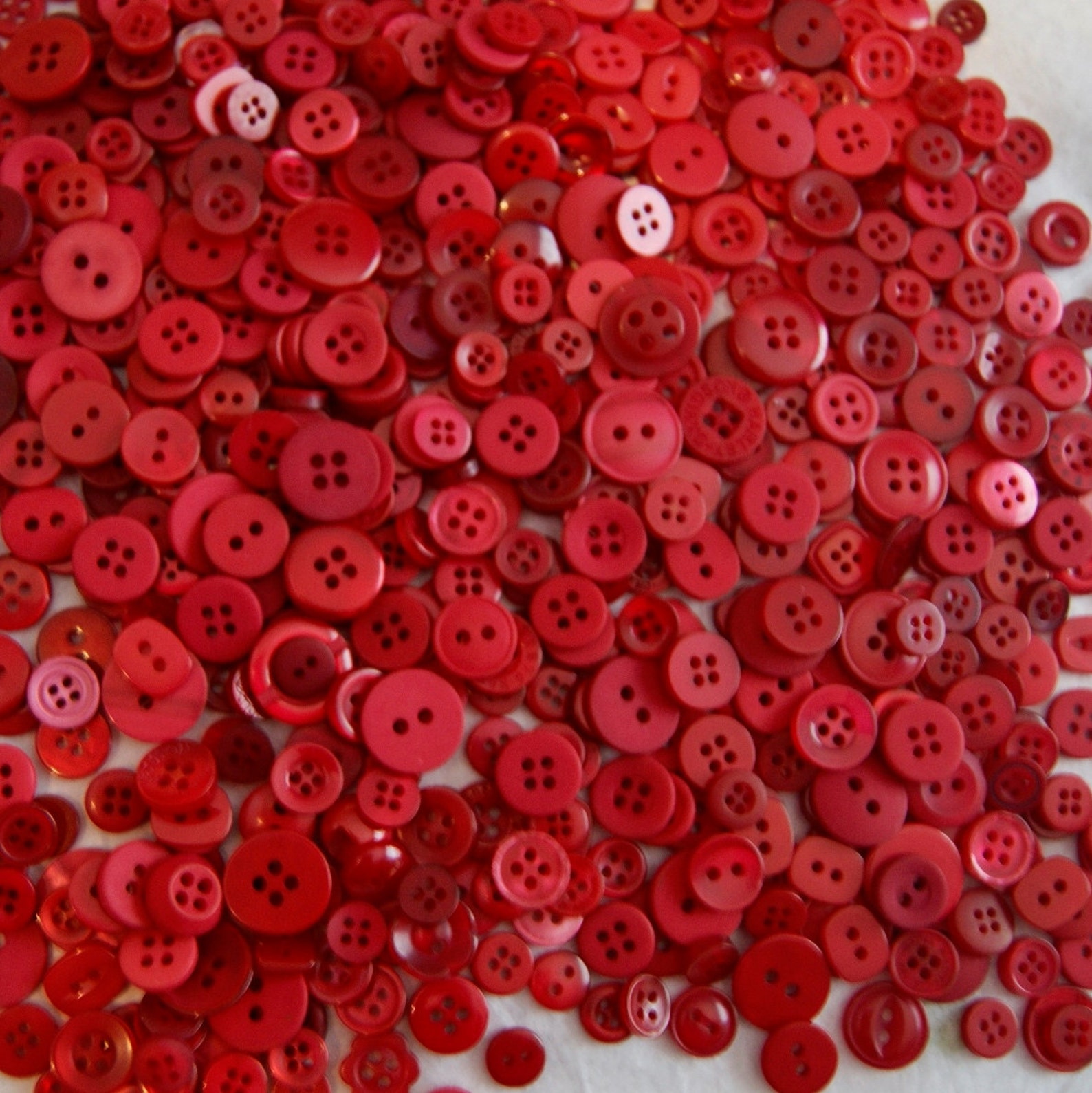 300 Buttons Small Cherry Red Button Mix Assorted Sizes Grab - Etsy