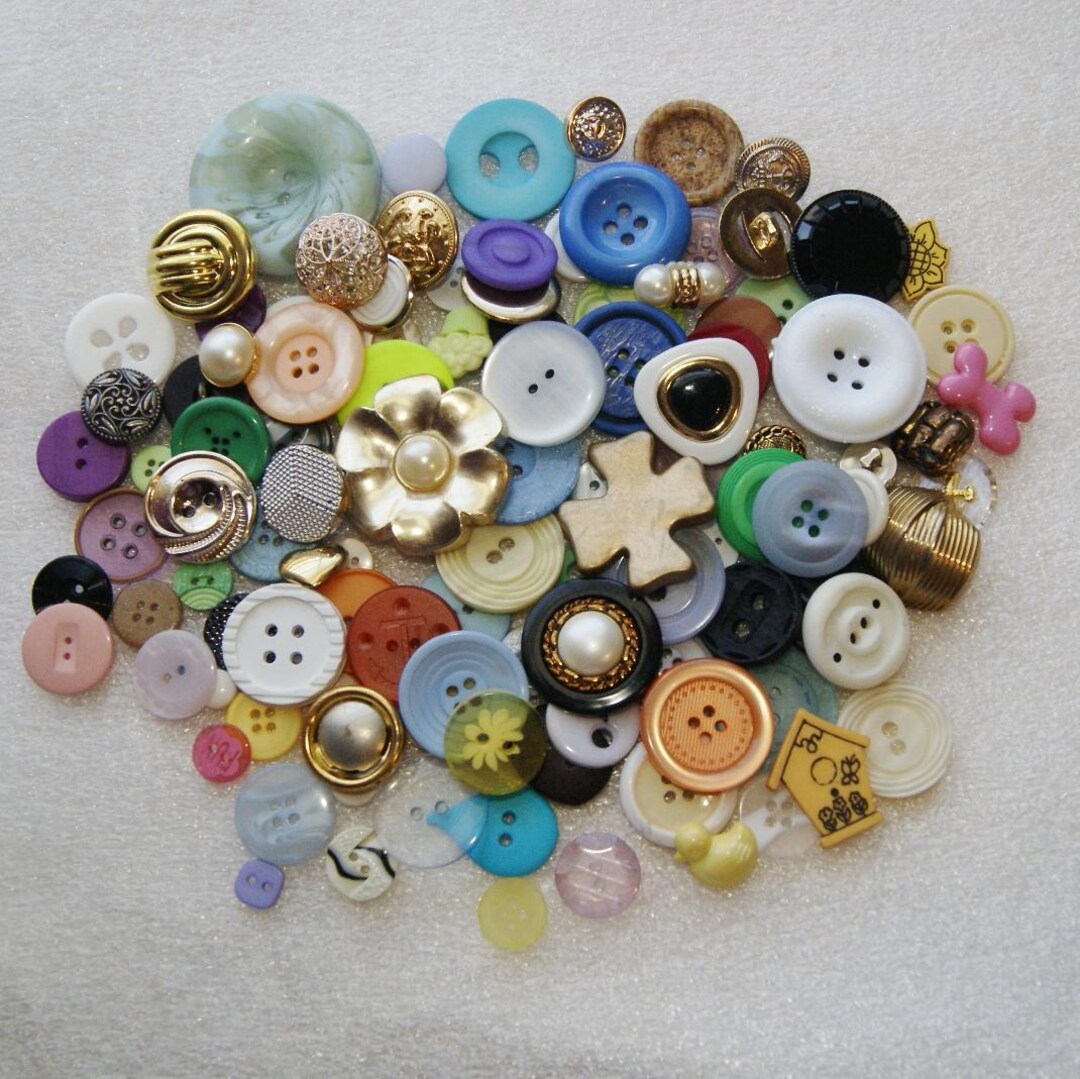 100 Buttons Grandmas Button Collection , New Buttons, Starter Kit ...