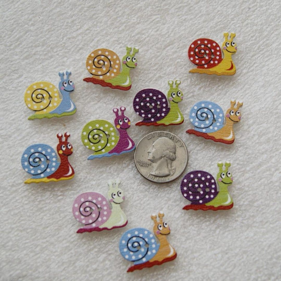 10 Snail Wooden Buttons, Cute Snail Buttons, Novelty Buttons, Snail ...