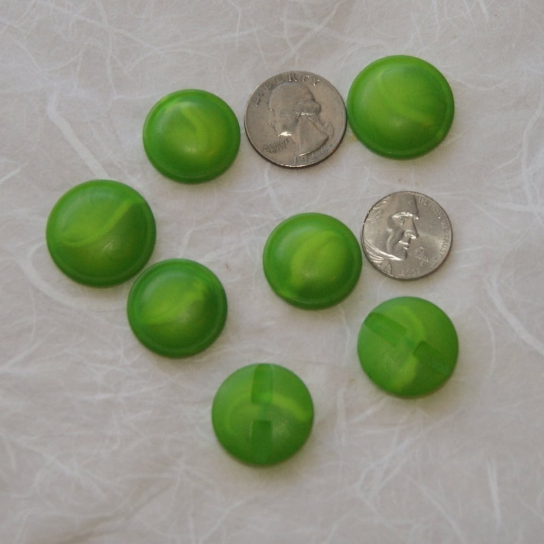 7 Green Buttons, Green Matching Buttons, 7/8", 1" , Tunnel Back (AL 94 ...