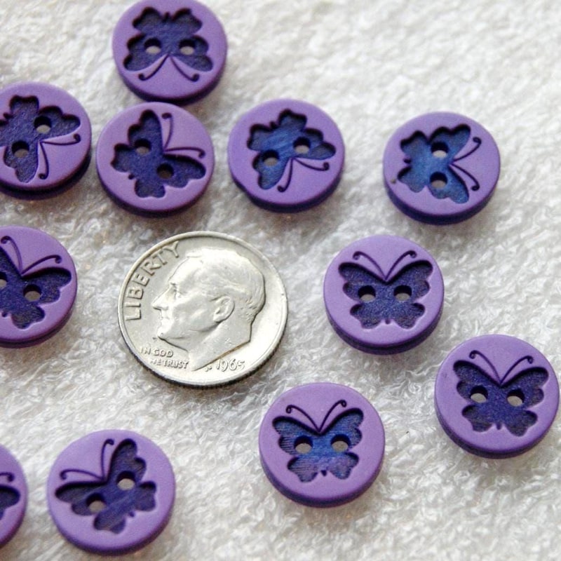 Purple Buttons 1/2 - Etsy