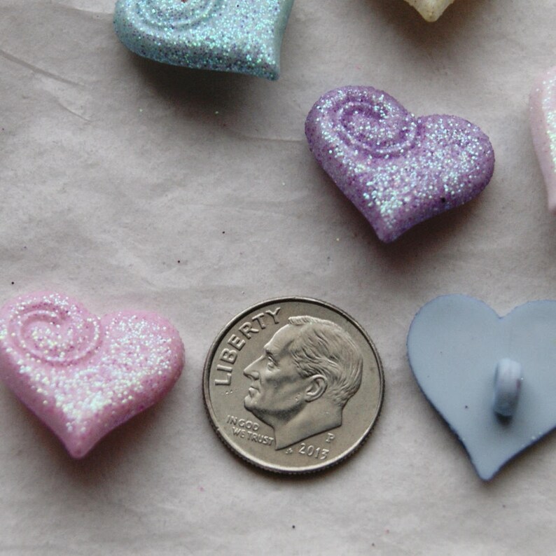 6 Buttons Shimmering Heart Buttons Glitter Heart - Etsy